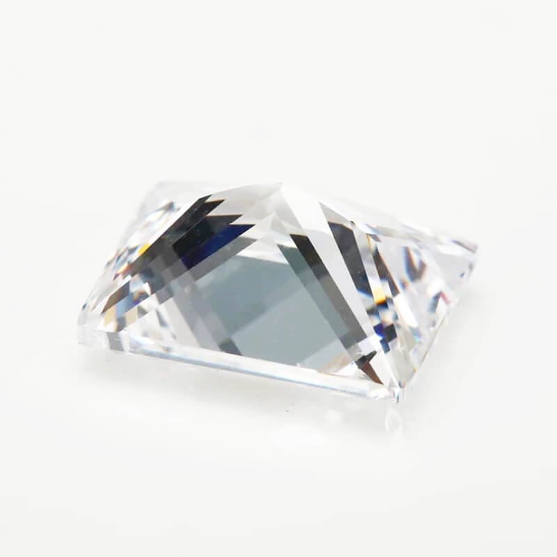 Buy emerald cut hydrothermal emerald online - WeJEWELER Shop